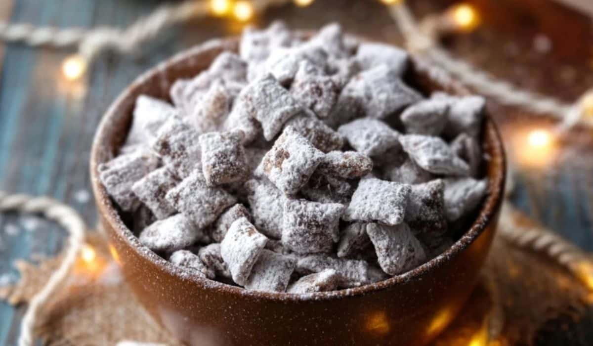 Best Puppy Chow Recipe – 3 Terrific Ways to Serve This Favorite Treat